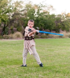 10 Tips For Taking Halloween Costume Photos - Snap Happy Mom
